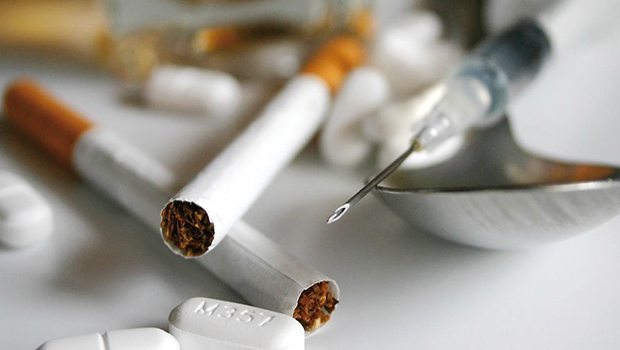 60% des consommateurs de drogues âgés entre 13 et 18 ans – Réalités ...